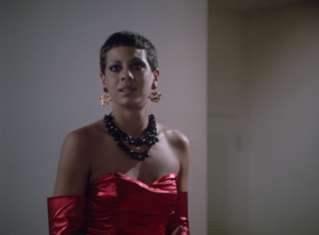 Black Necklace of Phanie Napoli as Angelina Madeira in Miami Vice TV Show