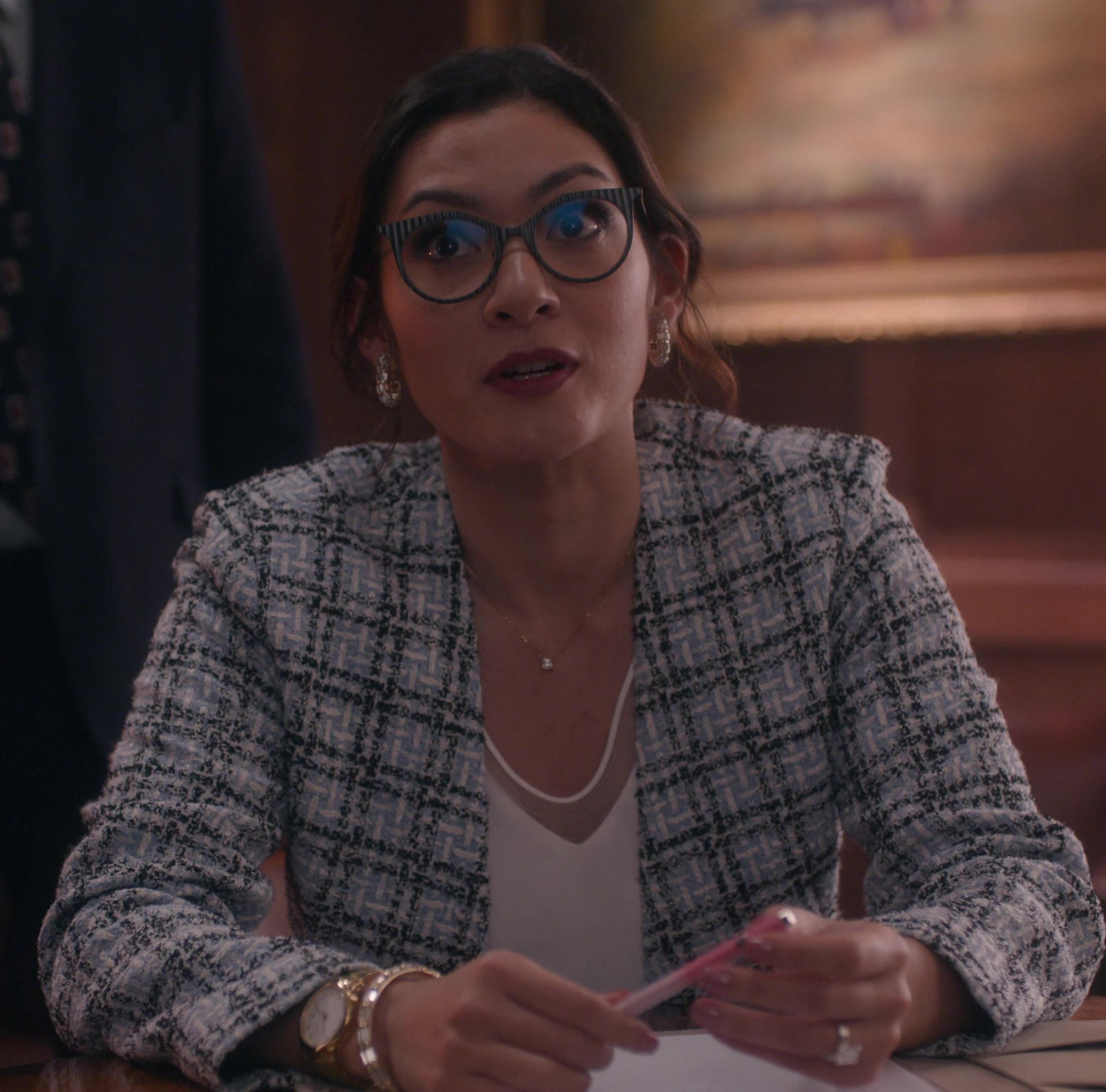 Gold Round Watch of Inga Schlingmann as Susan in So Help Me Todd TV Show