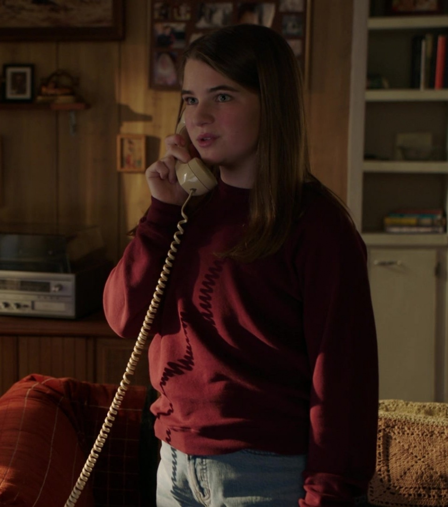 Red Sweatshirt Worn By Raegan Revord As Melissa Missy Cooper In Young Sheldon Tv Show