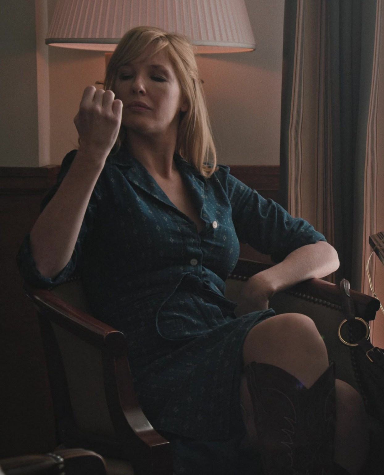 Casual Teal Patterned Button-Up Shirt Dress of Kelly Reilly as Bethany "Beth" Dutton in ...